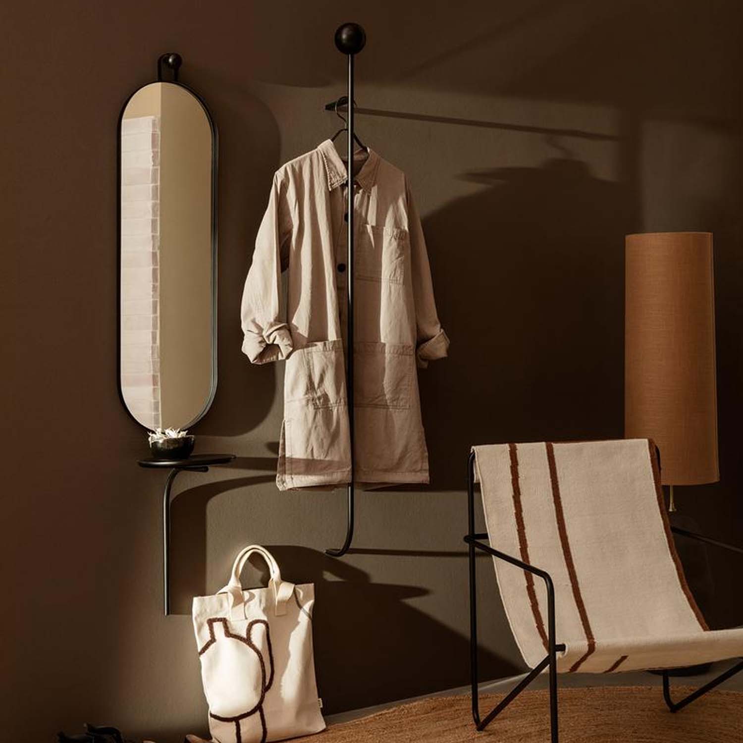 Mobiliário: Bengaleiro de parede Pujo