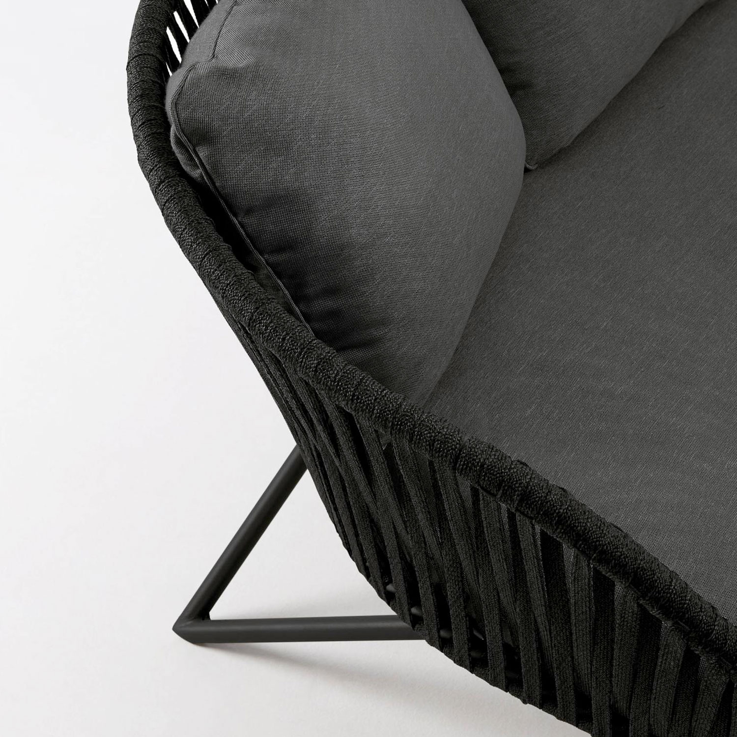 Mobiliário: Sofá Brave